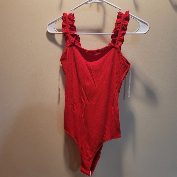 Le Lis | Tops | Red Bodysuit | Poshmark